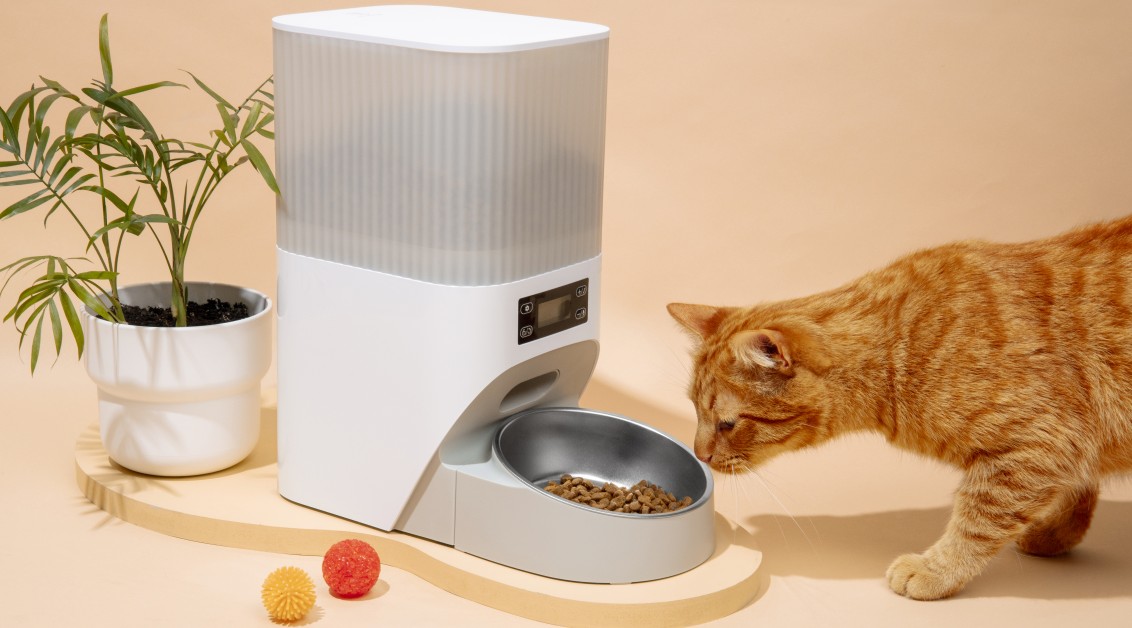 From Dog Toys to Real-Time Trackers – Best Pet Tech of 2025